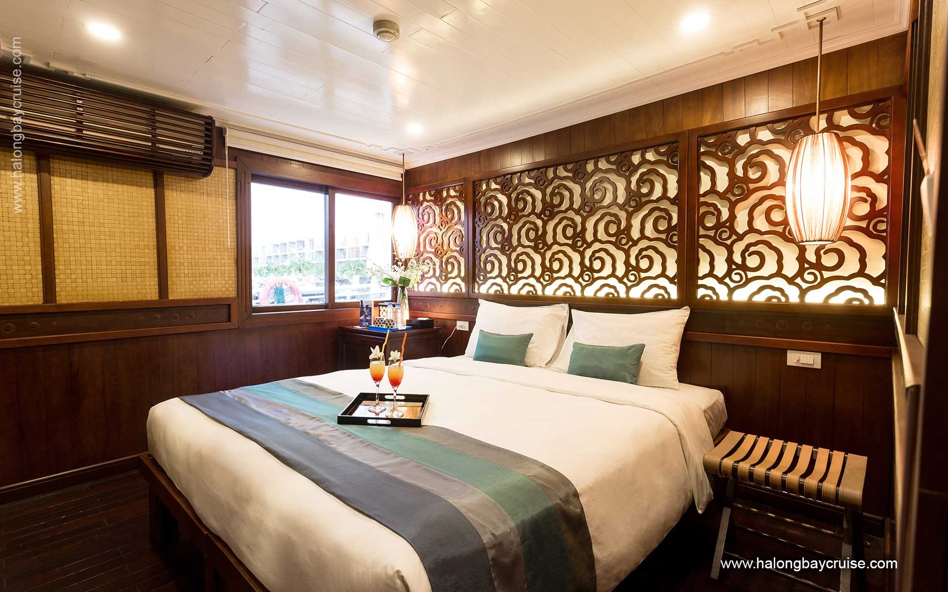 Bhaya Cruise - Mid-Range Cruise in Halong Bay, Vietnam